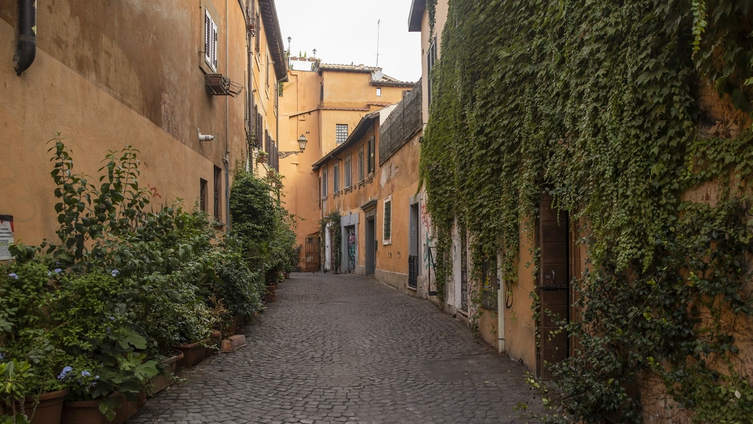 Rome beyond the guidebooks for your next trip