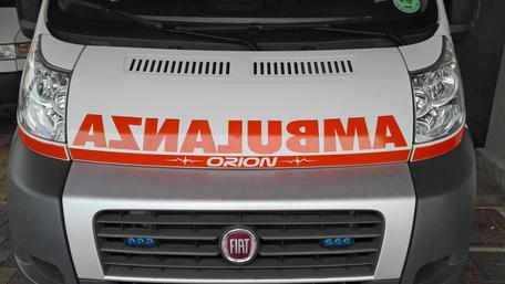 Auto travolge cinque pedoni a Roma, morta una 17enne e quattro feriti gravi