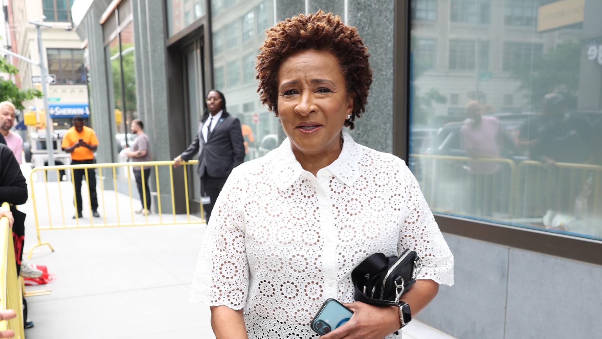 Wanda Sykes says George Floyd joke during Kevin Hart roast was 'not funny'