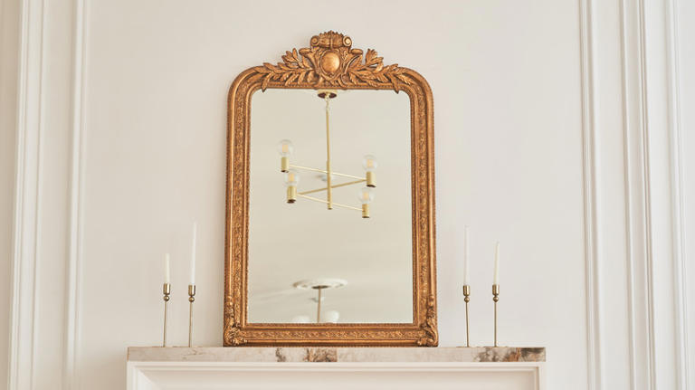 Nobody wanted one 30 years ago — now it's the vintage mirror everyone wants