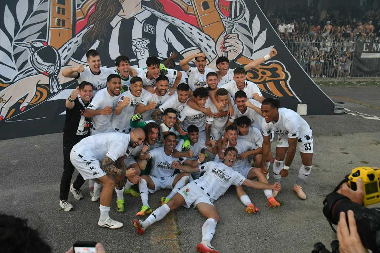 Ascoli, bentornata: Brescia battuto (3-0) nella finale di ritorno ...