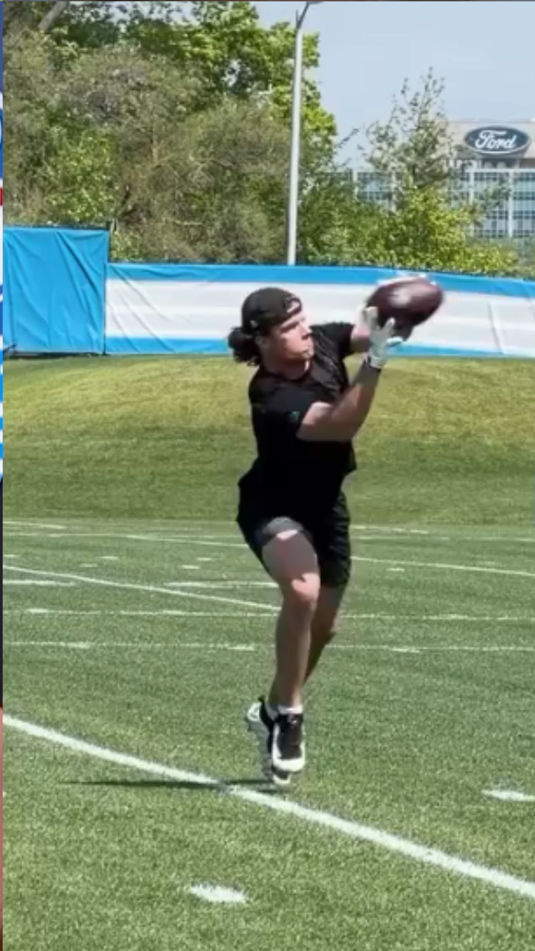 Detroit Lions locked in during intense practice session