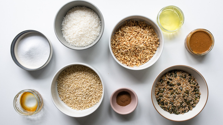 Easy keto granola recipe