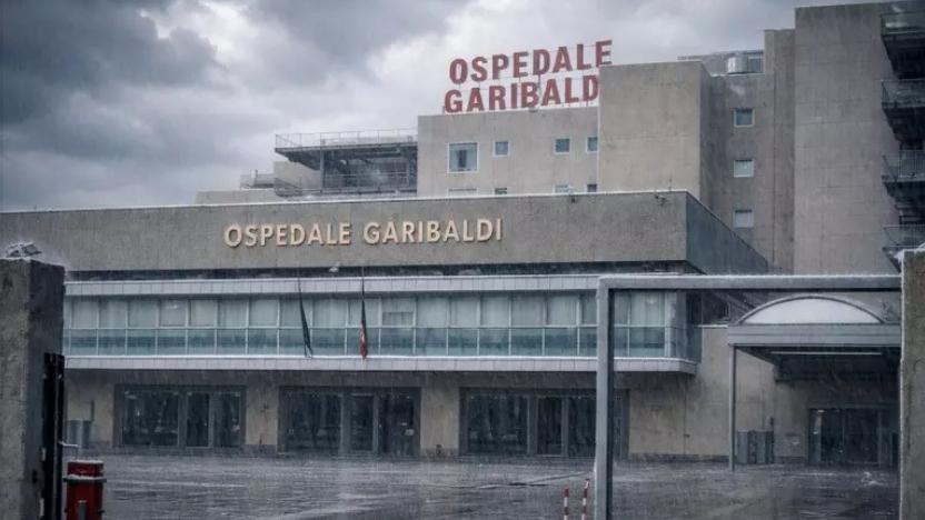 La corsa in ospedale poi il parto in strada con l'aiuto del 118