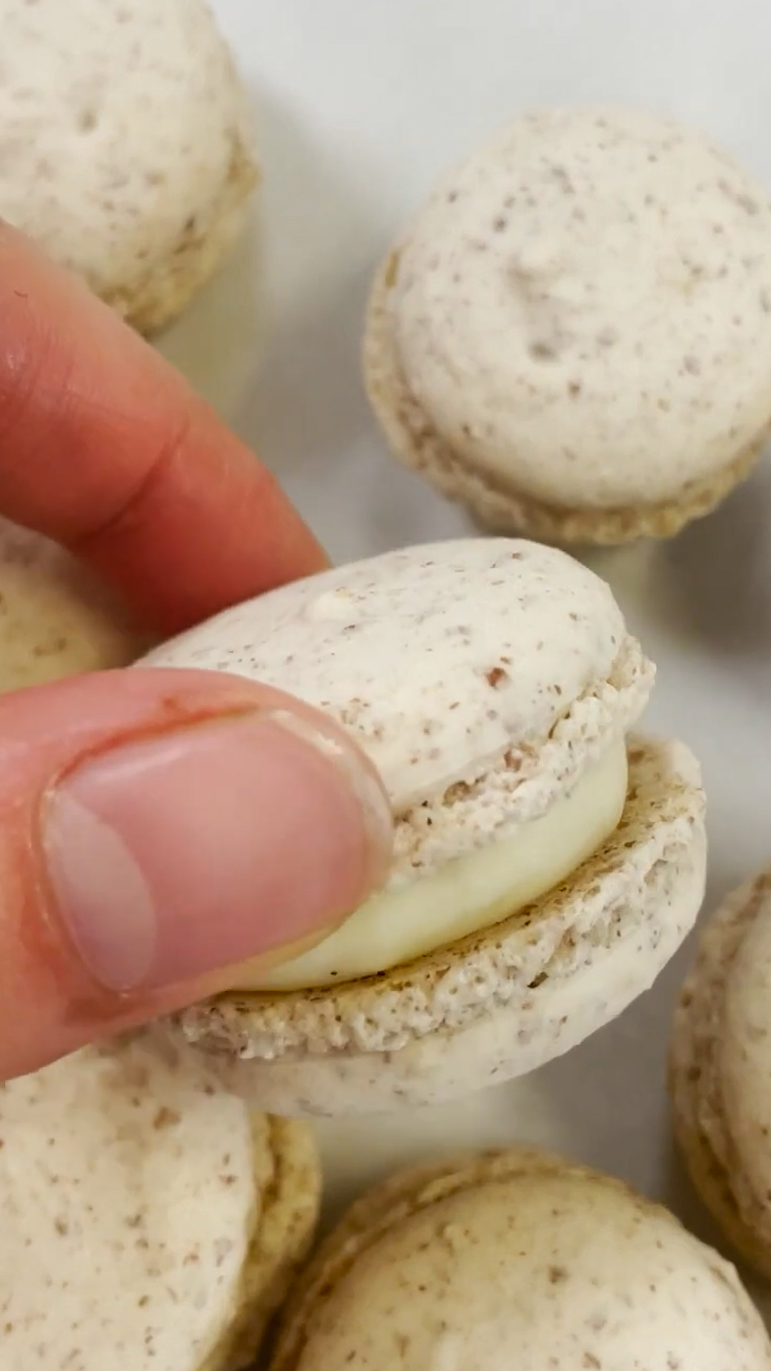 Mastering miniature cake perfection