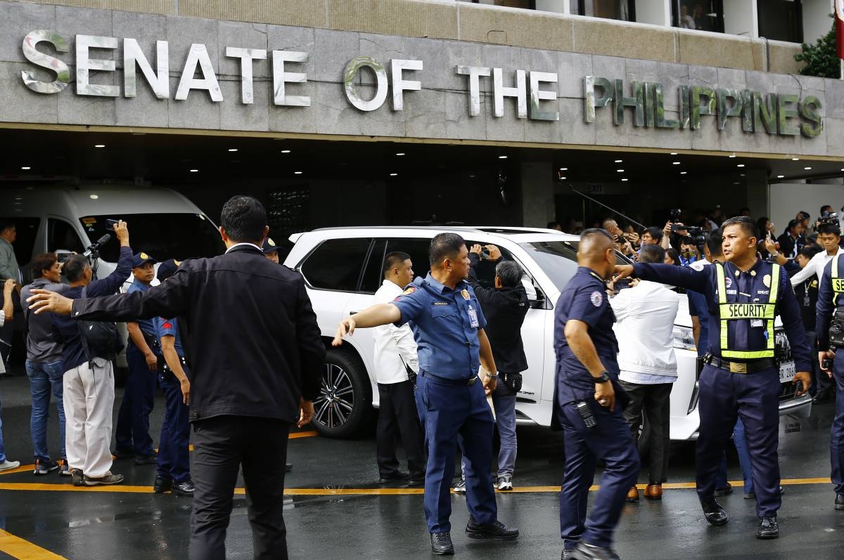 Senate employees decry leadership dispute