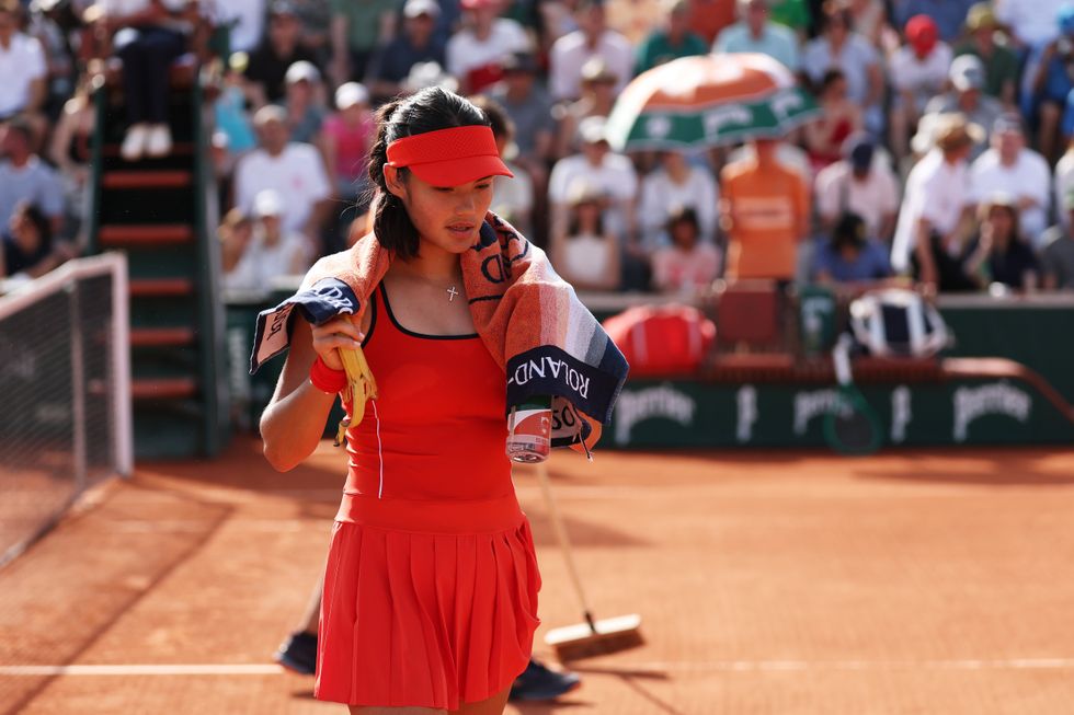 Emma Raducanu makes retirement admission after giving verdict on Serena ...