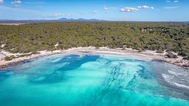 10 best Spanish beaches to see the total solar eclipse 2026