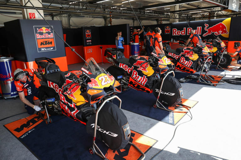 MotoGP’s new era: one bike in practice and less track time from 2027