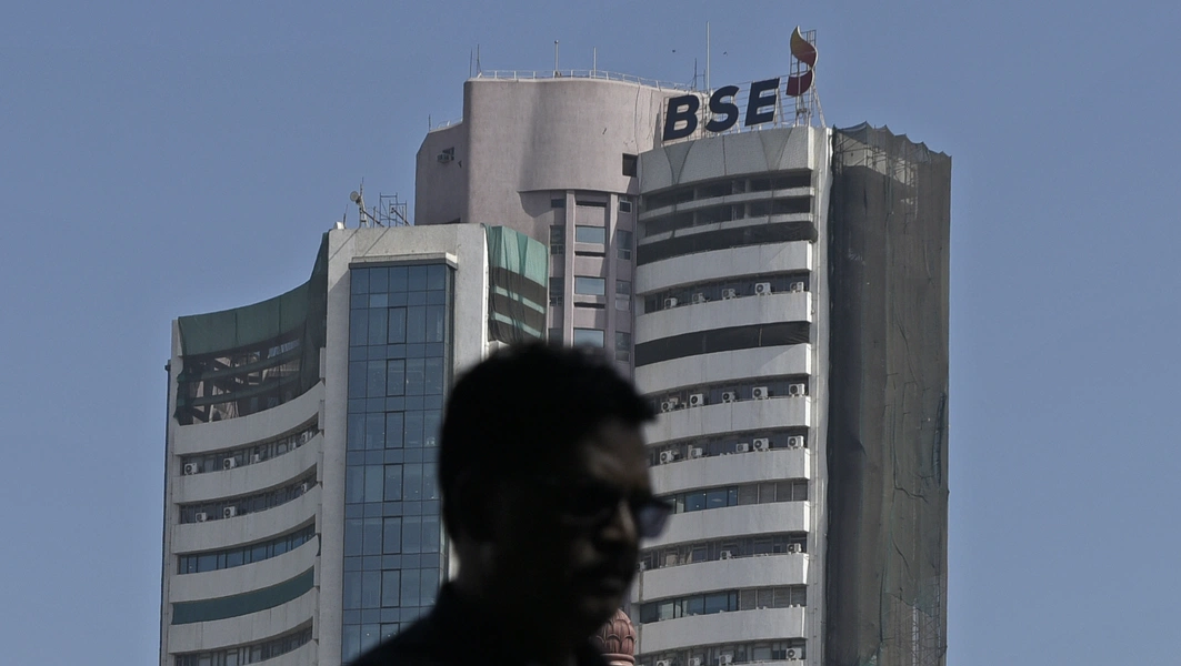 FPI equity outflows hit ₹43,000 crore in June's first week