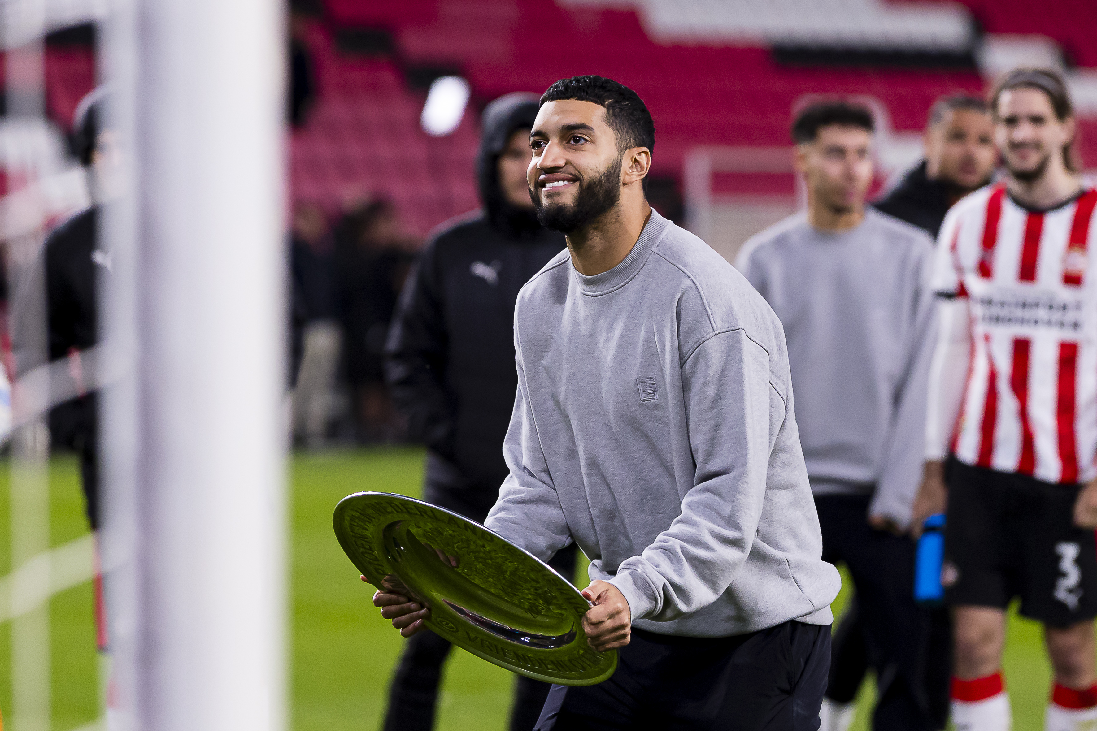 Saibari tekent langdurig contract bij Bayern München: clubs morgen om tafel