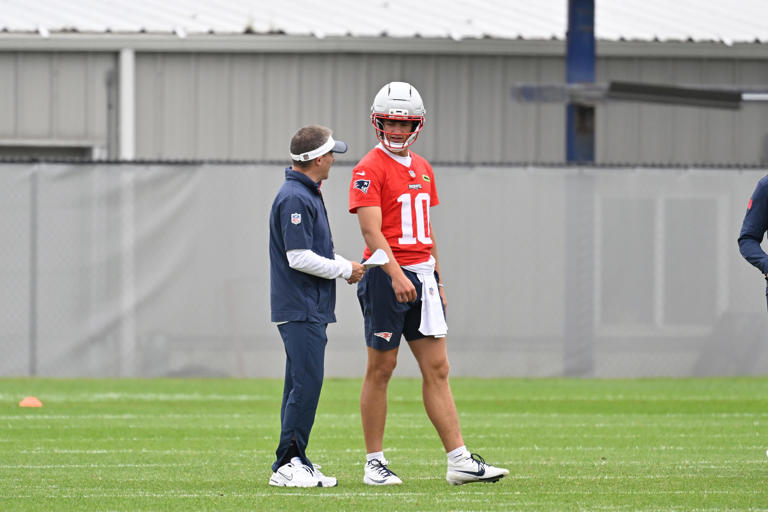 Patriots OC Josh McDaniels delivers strong statement on Drake Maye