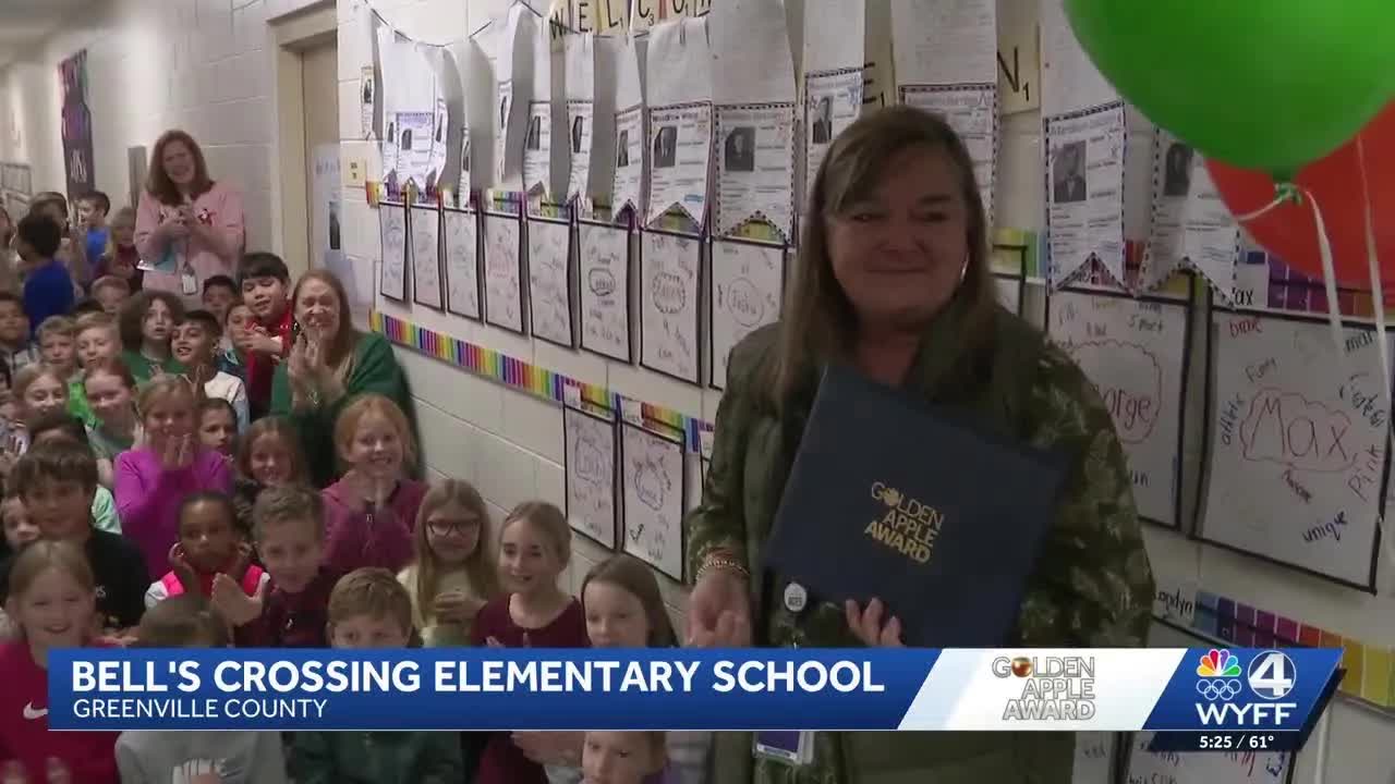 Golden Apple Award winner Ronni Farrell honored at Bell's Crossing ...