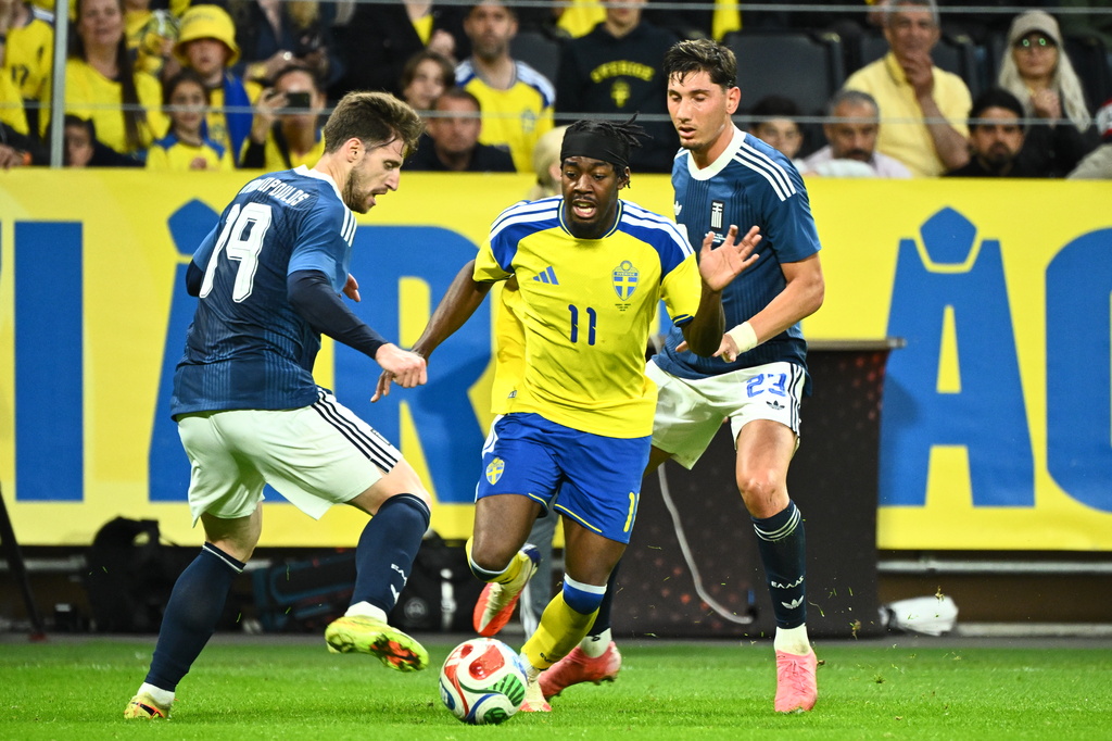 Flera spelare står över första träningen i Dallas