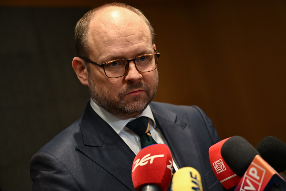 Przydacz: wiceminister Szeptycki powinien złożyć dymisję albo zostać ...