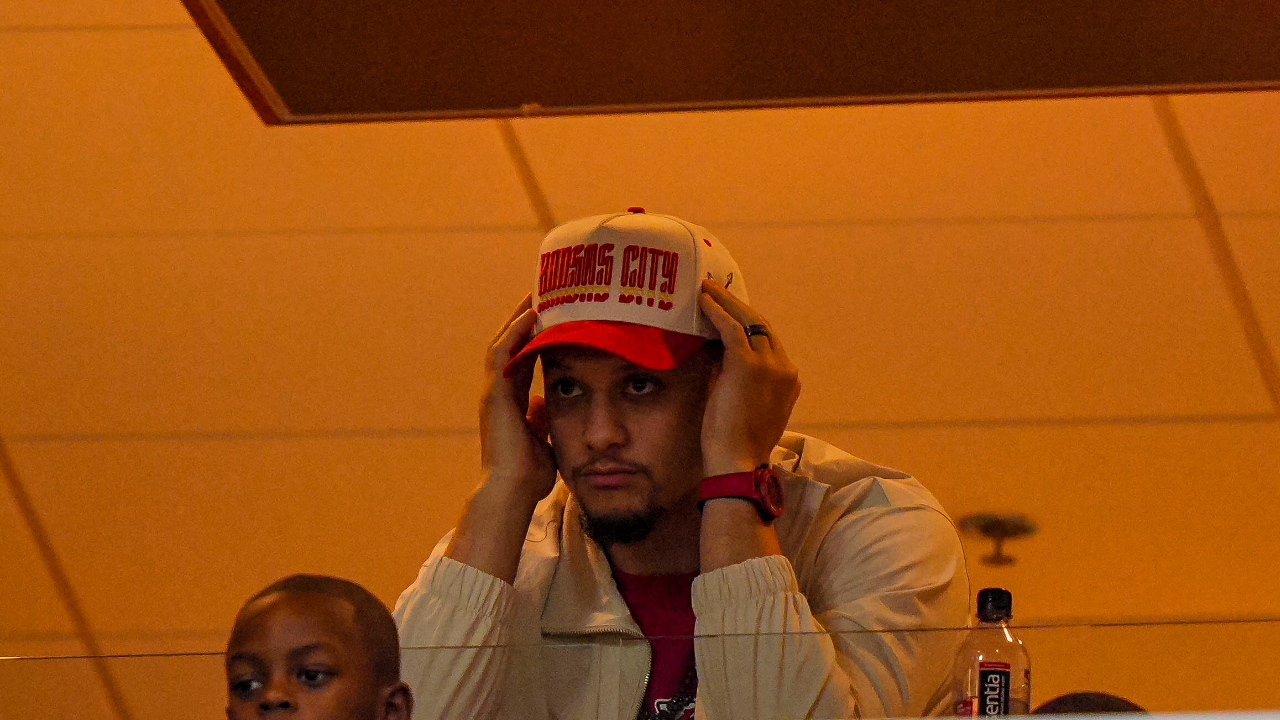Chiefs’ $34.65M QB throws touchdowns 5 months after torn ACL