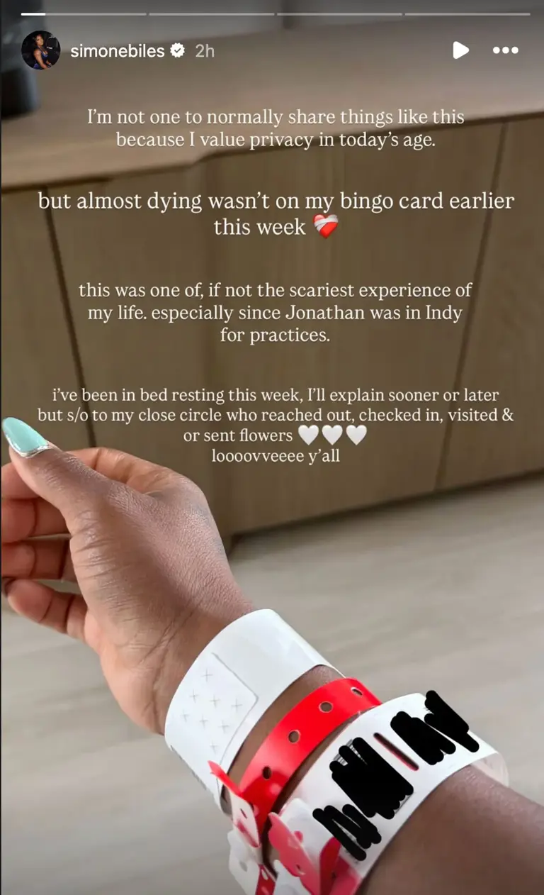 Breaking: NFL wife Simone Biles nearly passes away, hospital photos ...