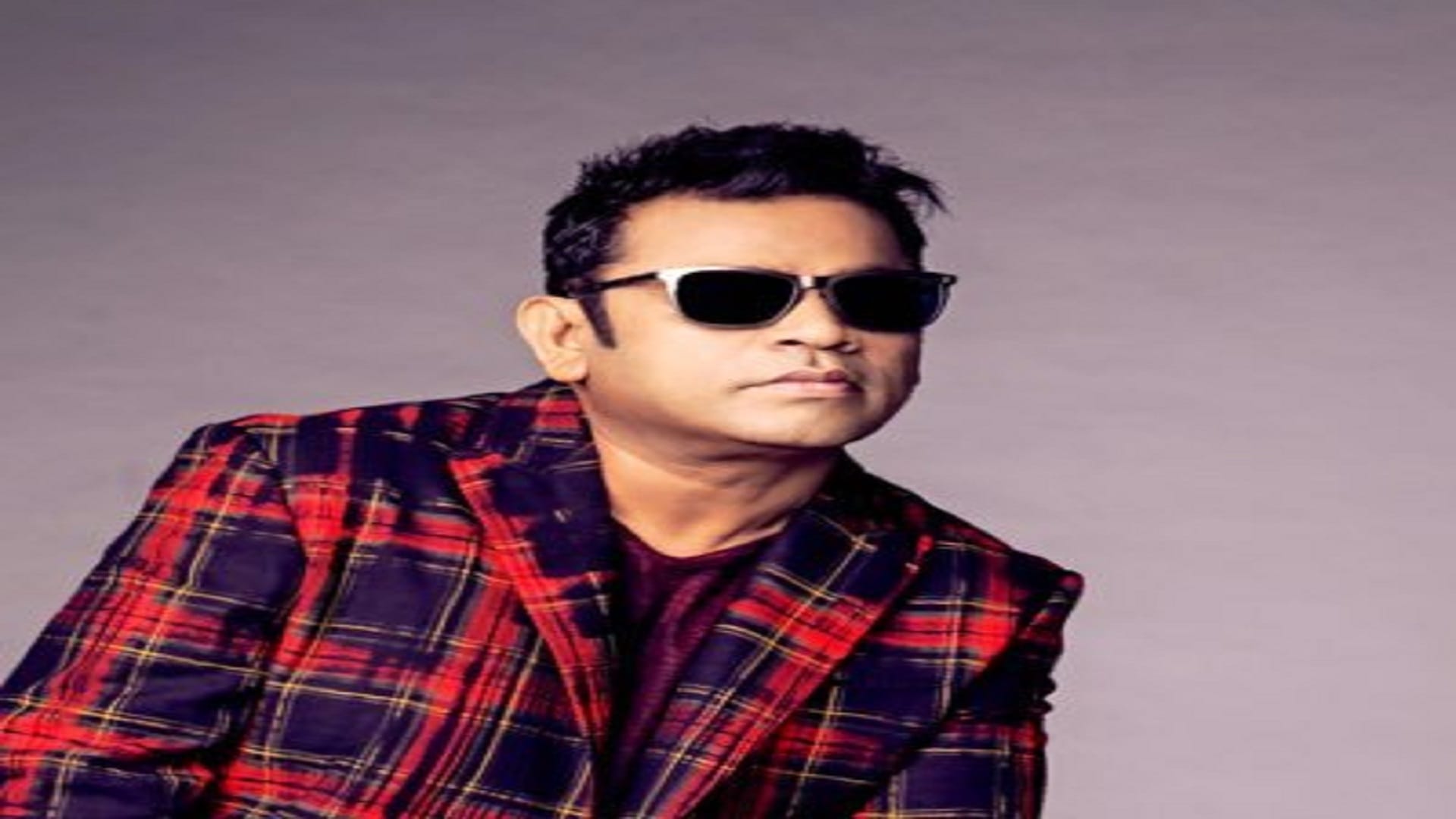 Rahman performs at Attari border in tribute to BSF ahead of 'Main ...