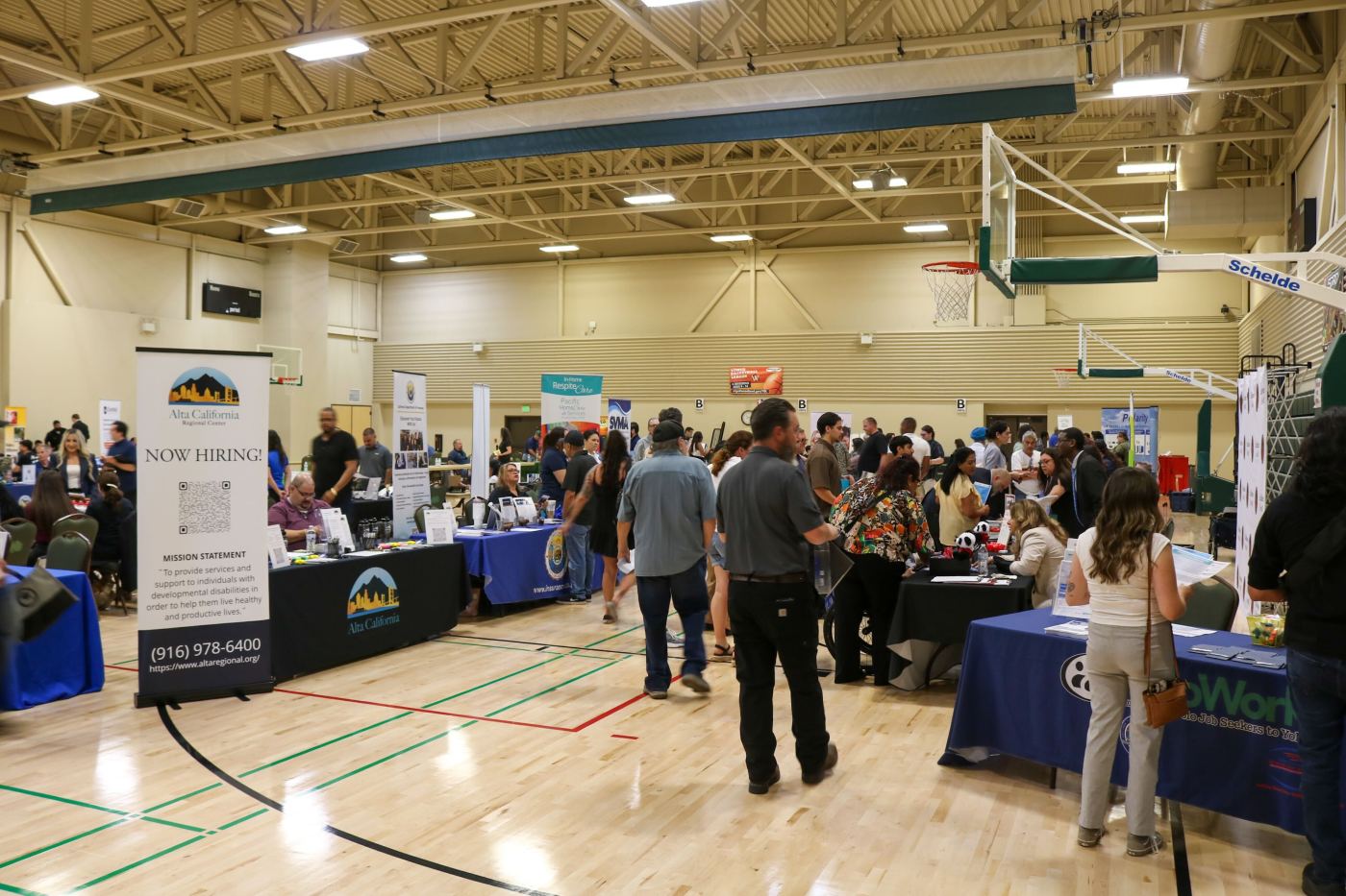 Yolo job seekers explore career opportunities at Woodland Community ...