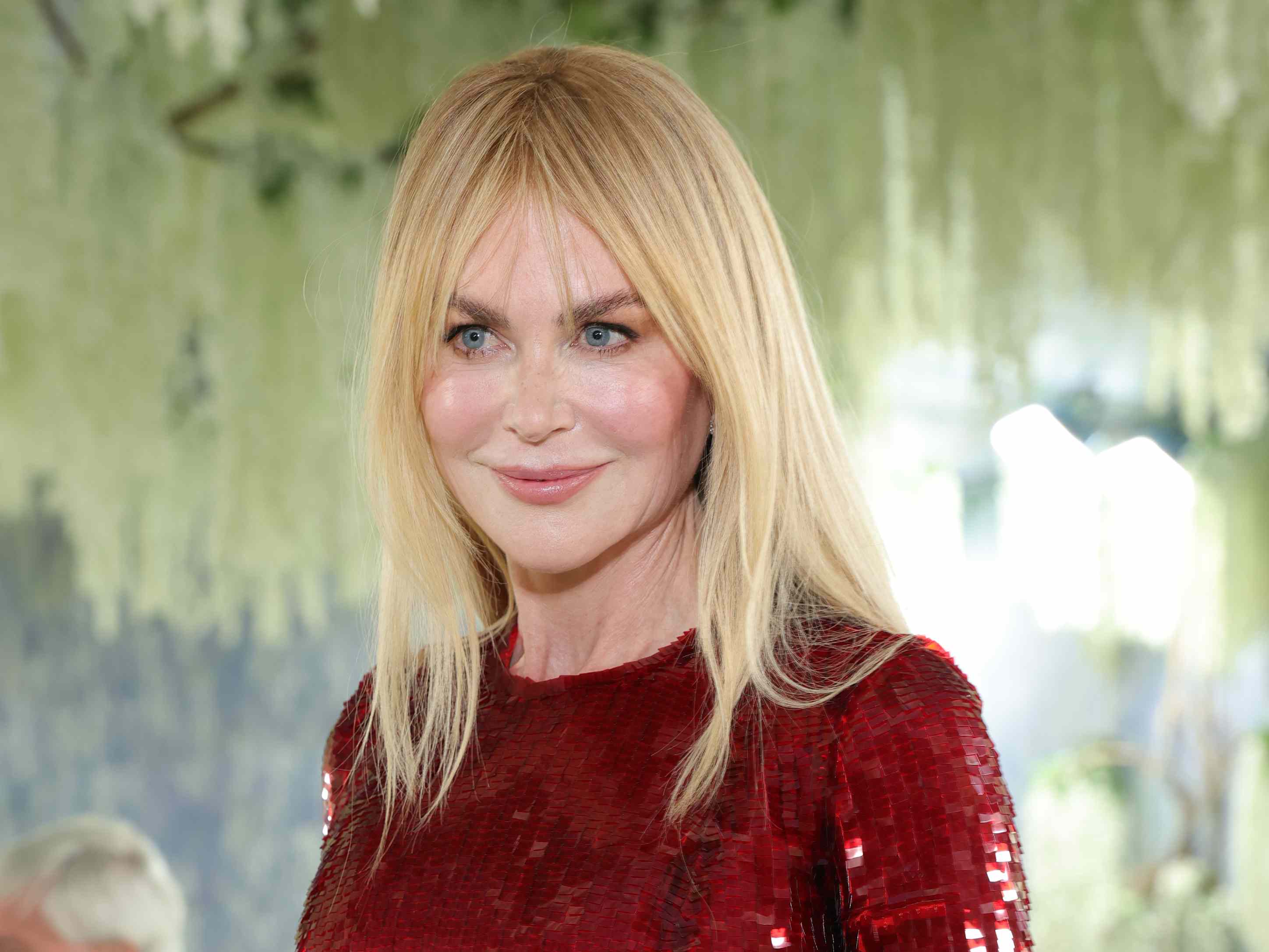 Nicole Kidman gives her natural tight blonde curls a rare outing during ...