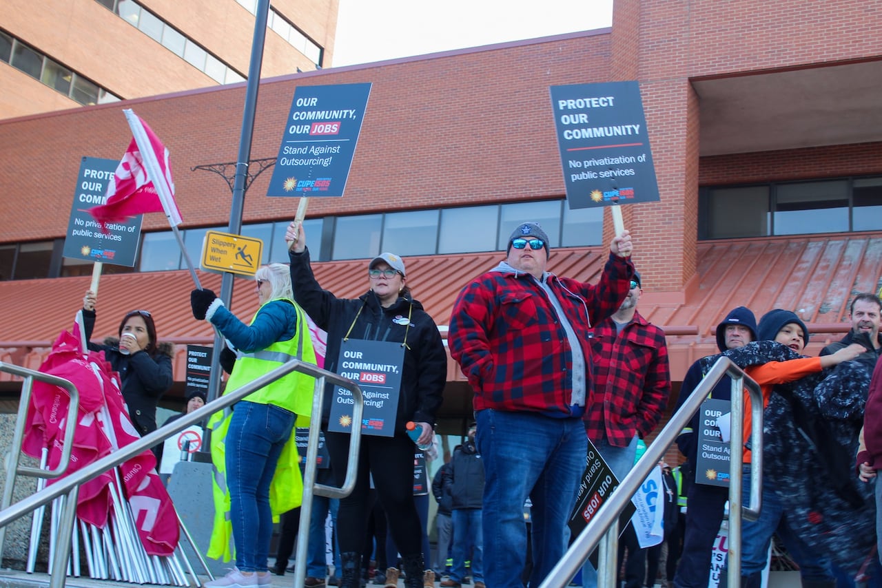 Arbitrator blasts former RMWB manager for handling of failed layoff plans