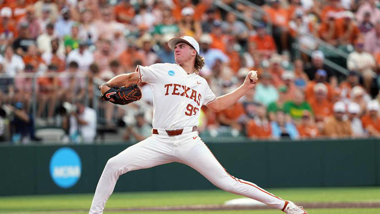 Keep trucking: How No. 6 Texas can clinch College World Series berth today