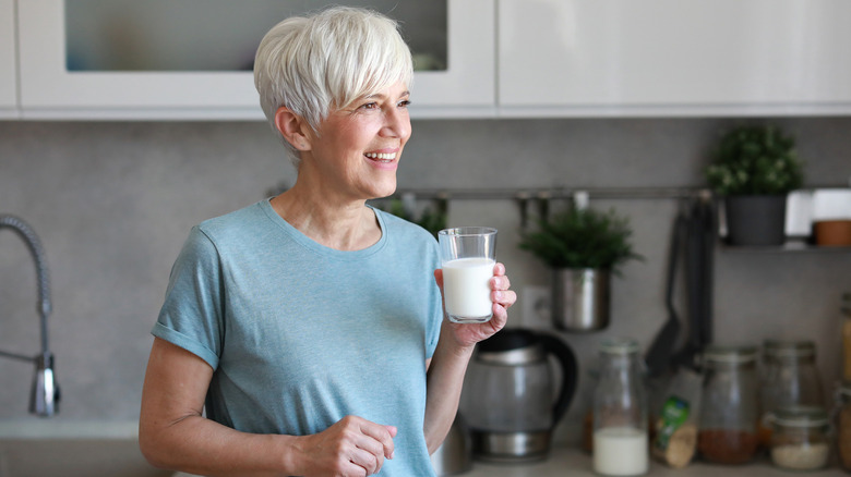 A mineral you need for healthy aging can prevent heart attacks, strokes ...