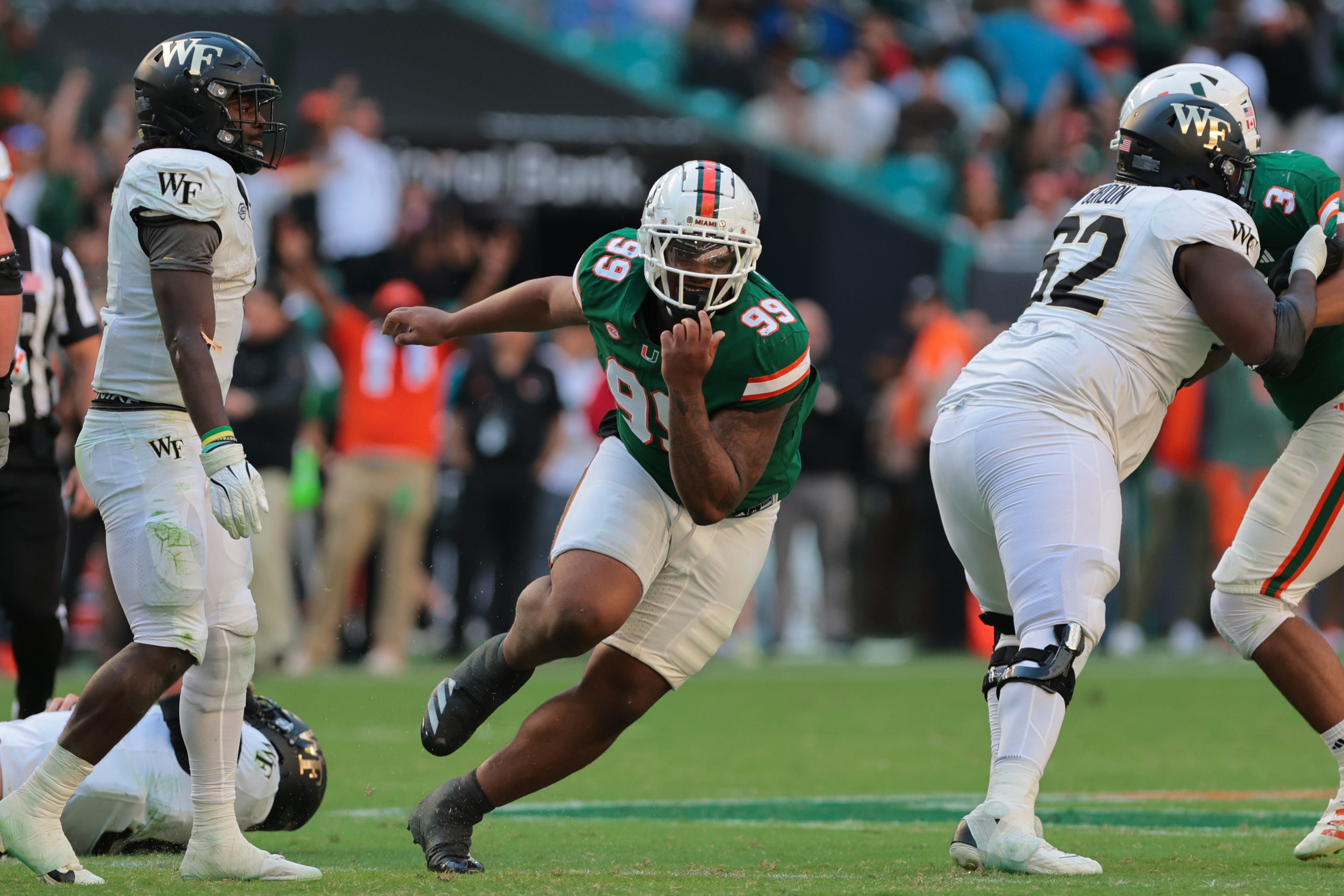 New York Giants fill 'massive need' in PFN's way-too-early 2027 mock draft