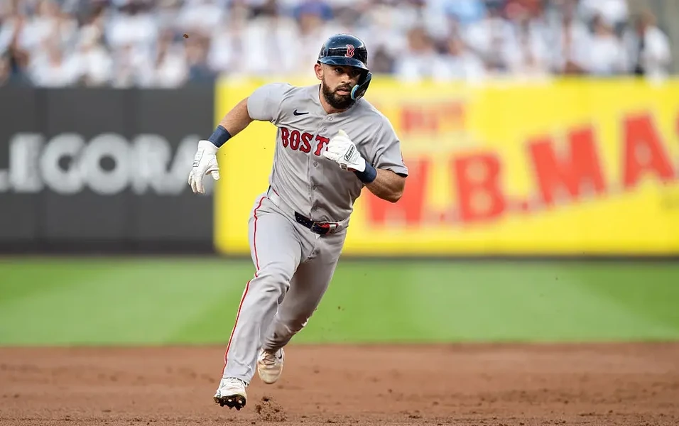 Red Sox reportedly open to trading catcher Connor Wong