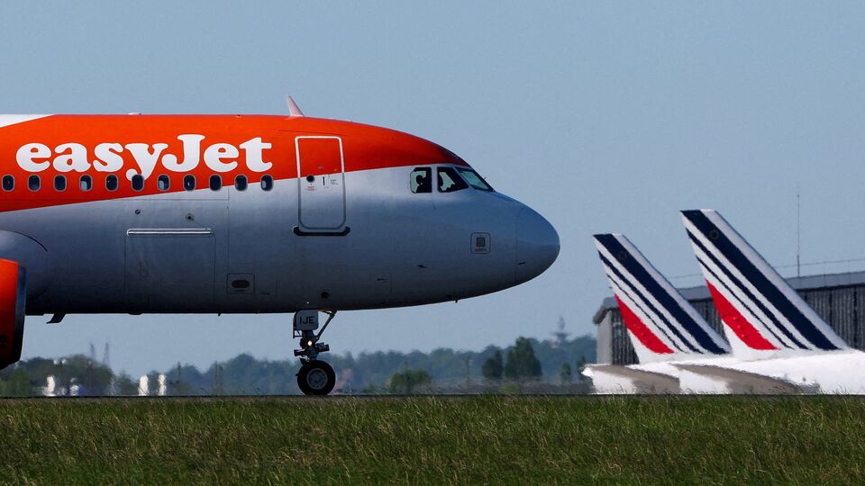 Air France-KLM CEO signals openness to joint bid with Castlelake for ...