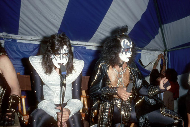 These 15 bands went from bandmates to courtroom enemies