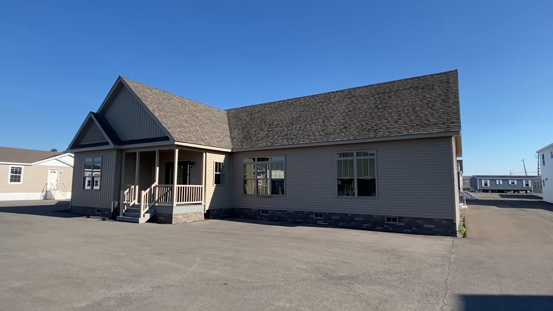 Grandview by Ritz Craft | 3 bed, 2 bath prefab house tour