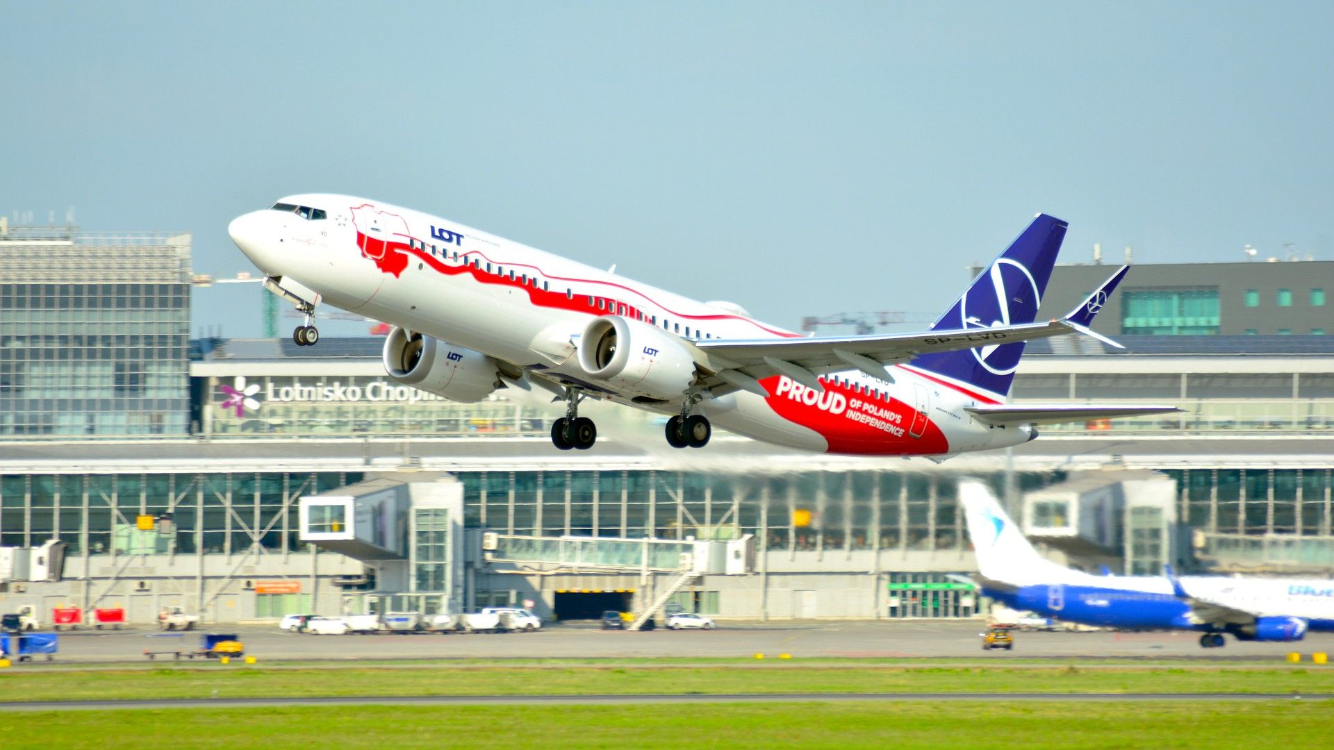 8-hour flights: LOT Polish Airlines' new longest ever Boeing 737 route ...