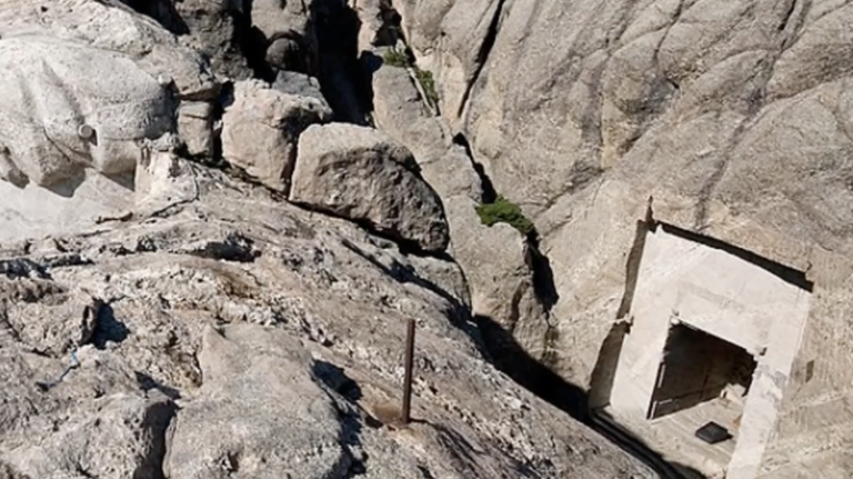 The secret behind the hidden room inside Mount Rushmore
