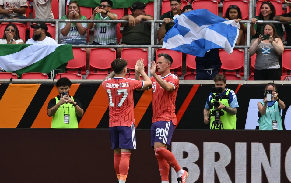 Scotland crush Bolivia 4-0 in final World Cup warm-up