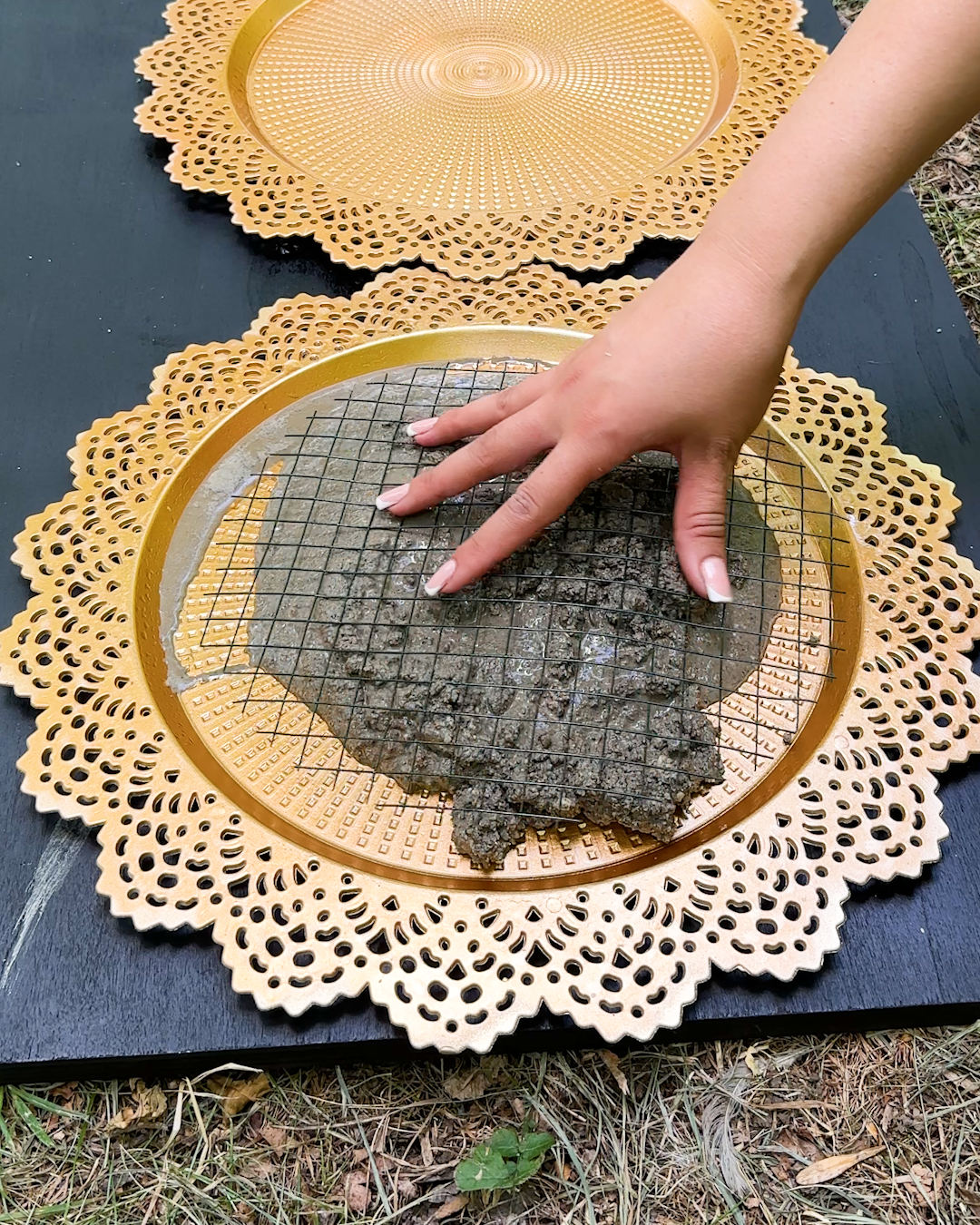 Stunning DIY concrete decor for your garden! 🌼🛠️