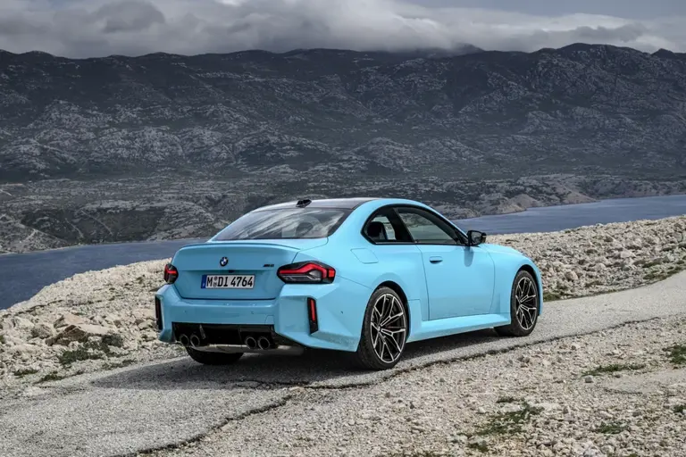 BMW M2 2027: el deportivo compacto estrena tracción integral xDrive por ...