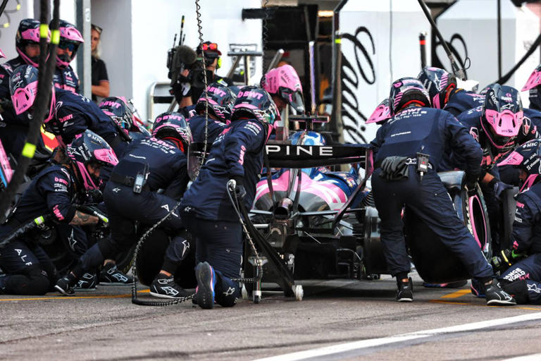 Alpine gaat strijd met FIA aan na bijzonder veel tijdstraffen in de ...