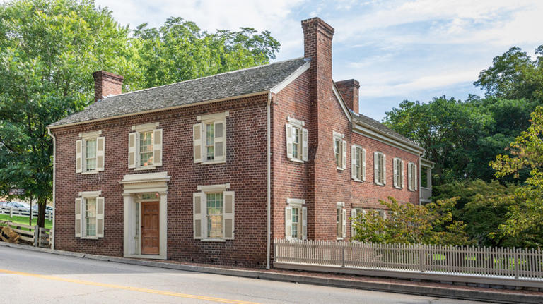 Hidden in the foothills of Tennessee's Smoky Mountains is a funky artsy ...