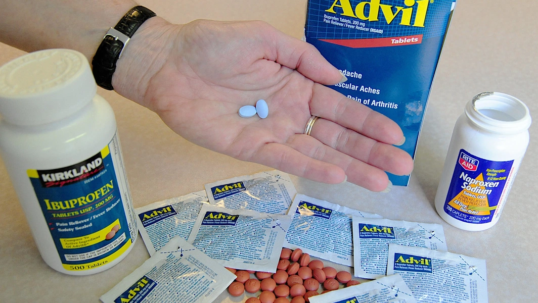 Doctor warns excessive naproxen use may trigger rebound headaches