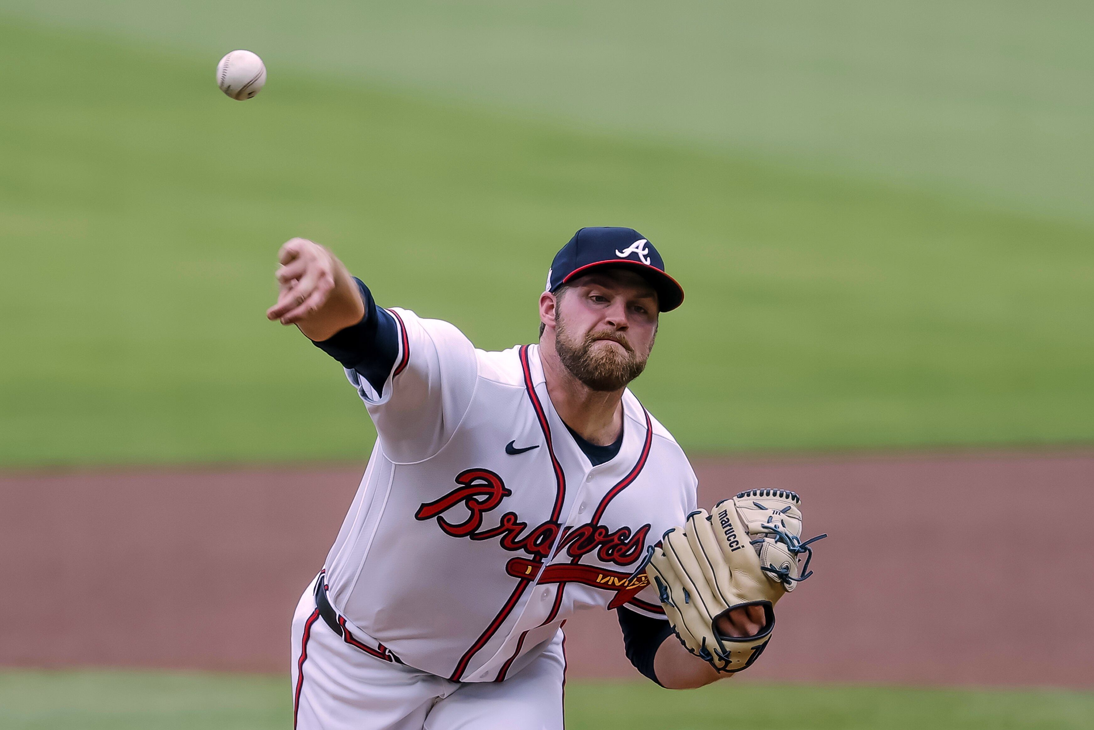 Michael Harris II 3-run double rallies Braves past Pirates for sweep