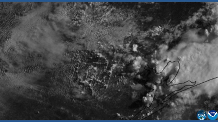 The clouds took the freeway | Rare weather phenomenon over Houston ...