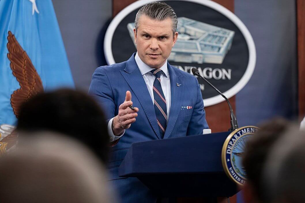 Pentagon declares press office a 'classified space' and bars ...