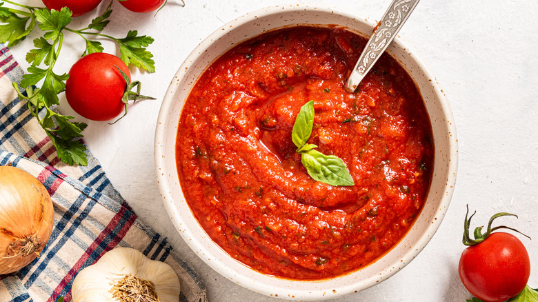 Basic all-purpose tomato sauce recipe