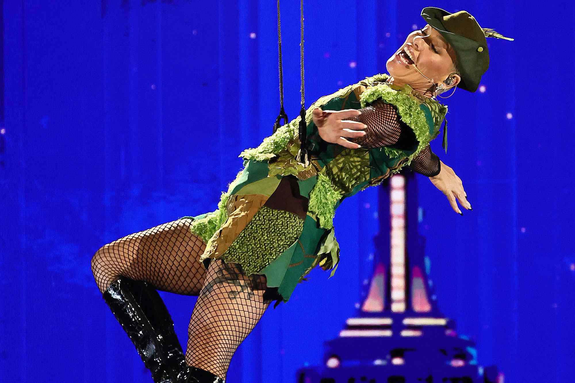 Pink wows 2026 Tony Awards crowd with a 'Lady Marmalade'-themed opener ...