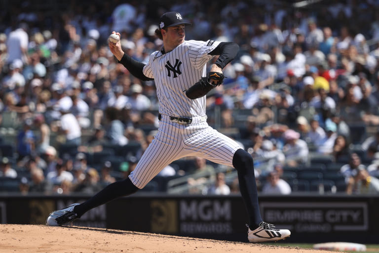 Bellinger and Chisholm hit 8th-inning homers that lead the Yankees over ...