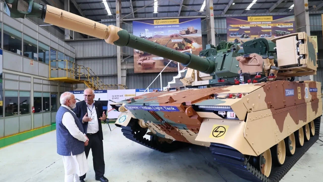 From Zorawar tank to laser guns: PM Modi gets a look at desi futuristic ...