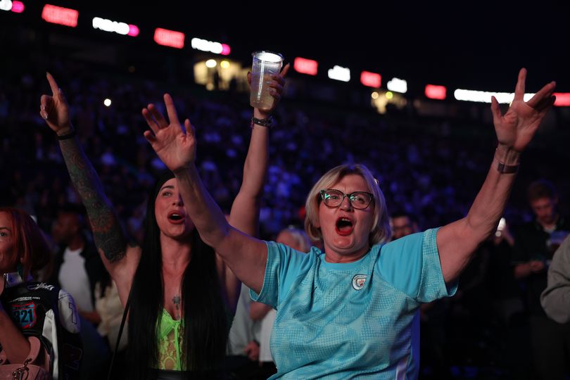 Ricky Hatton given send off fit for a king as boxing greats and music ...
