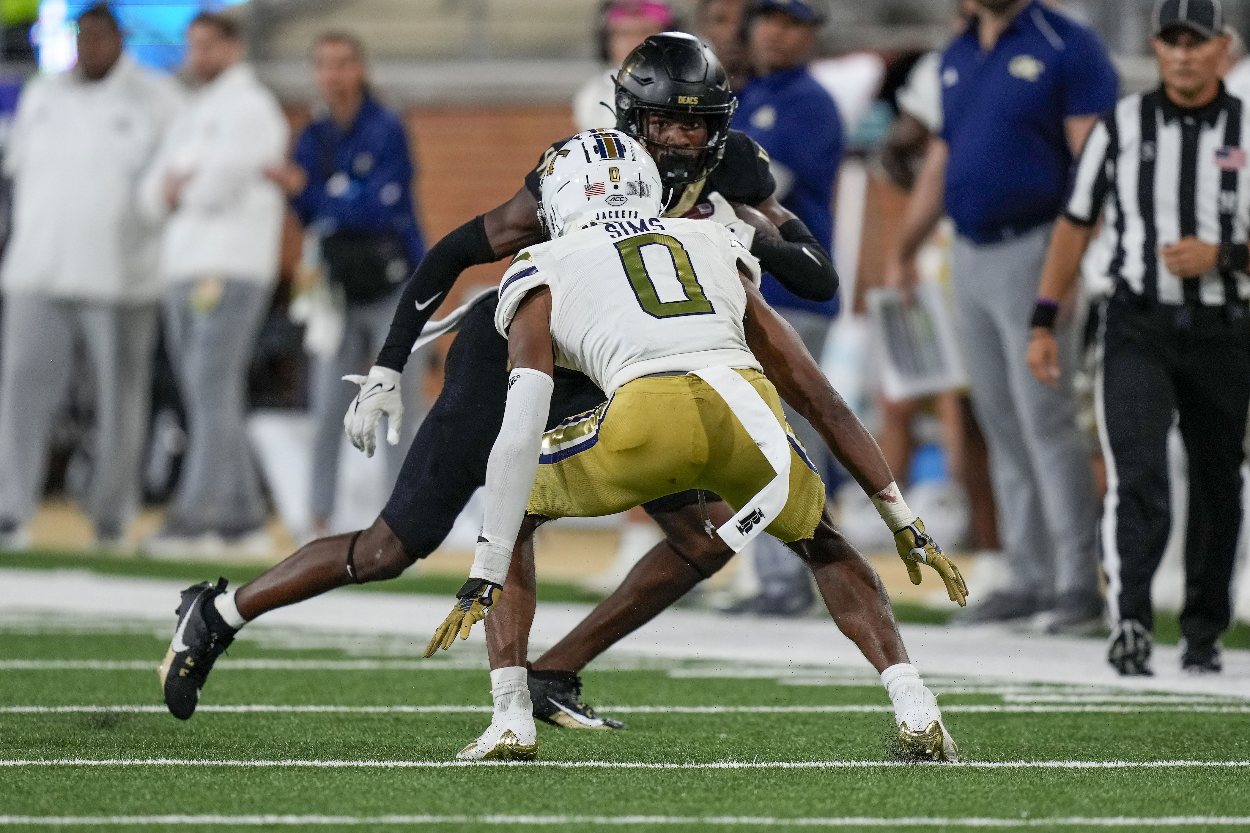 Battlehawks CB Myles Sims makes incredible play to close out first half ...