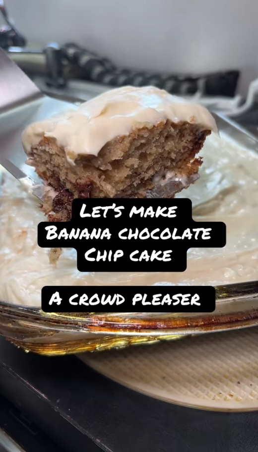 How banana chocolate chip cake is made step by step